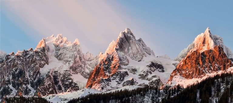 La montagne : un écosystème entre prairies et hauts reliefs ...