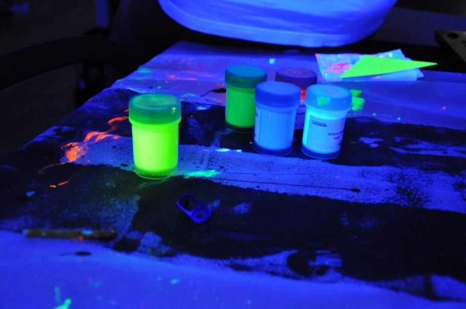 Sitemapcdatahttpsintmixel Thicoipeinfopeinture Phosphorescente Culturanull